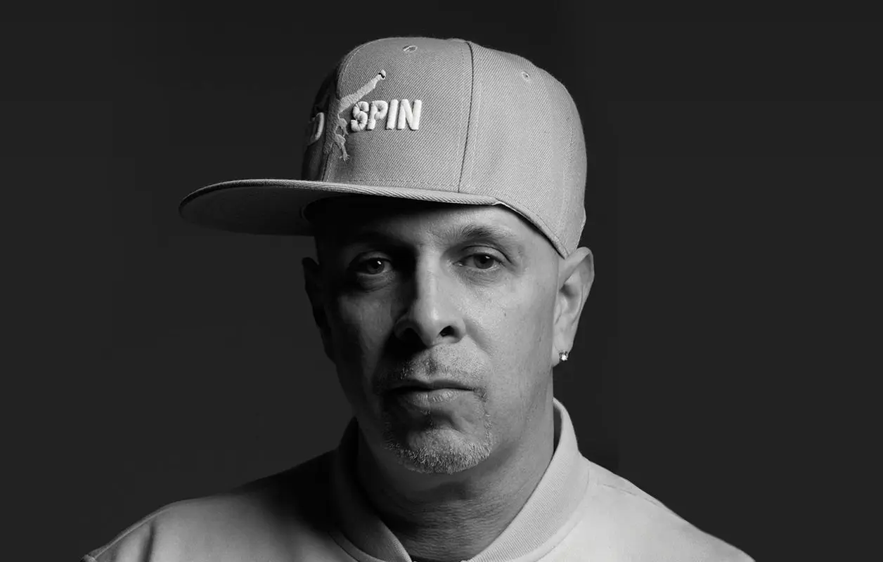 TONY TOUCH - Mason & Fifth