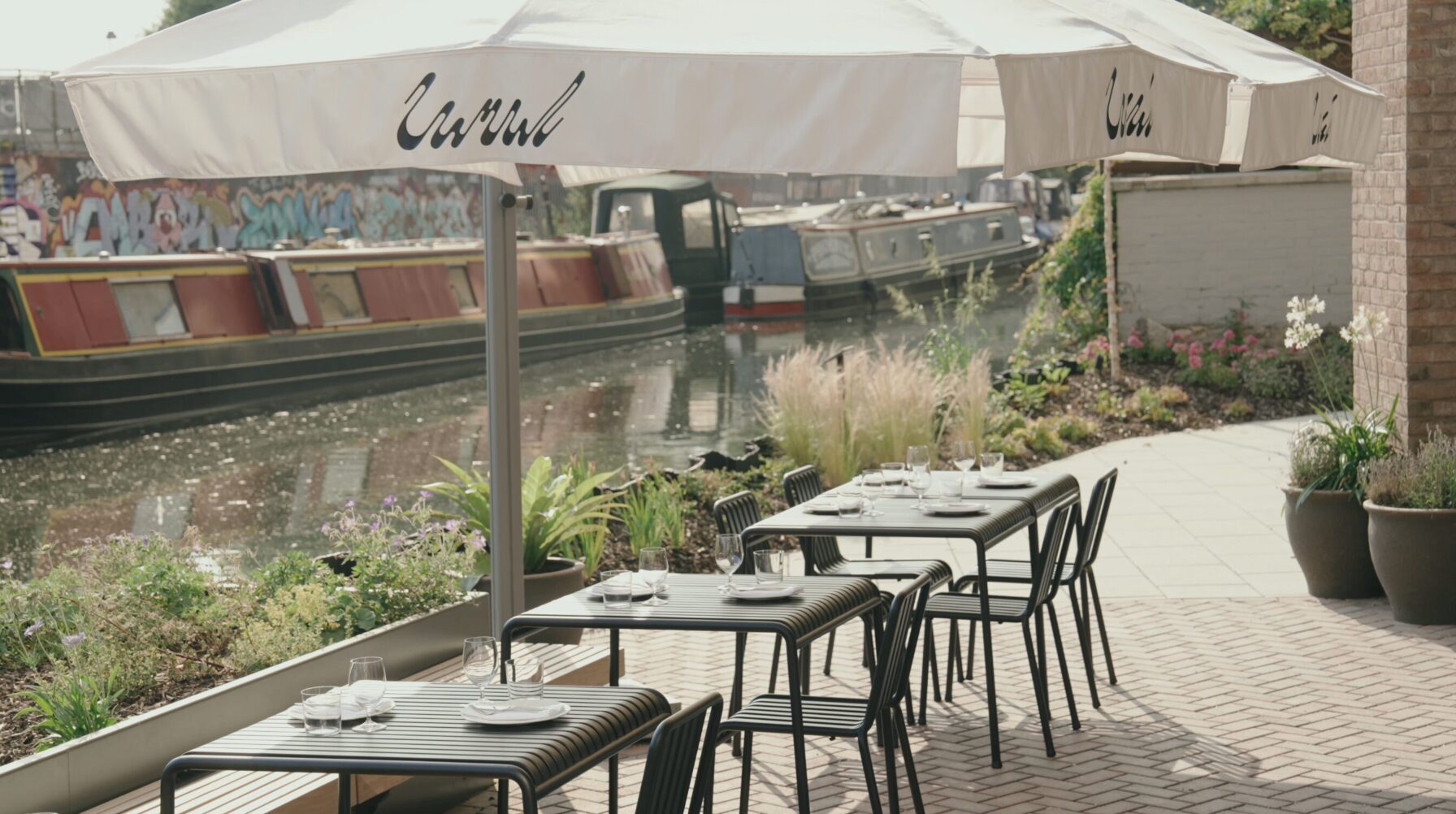 Canal Restaurant - Mason & Fifth